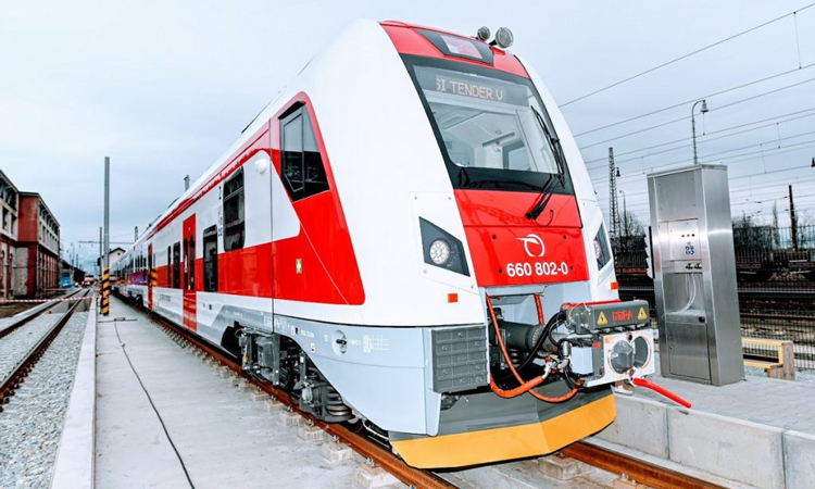 ŽSSK reveals RegioPanter EMU for the Žilina and Trenčín region