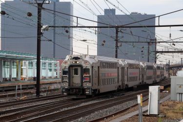 NJ TRANSIT approve purchase of additional Multilevel rail cars