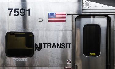 NJ TRANSIT awards contracts for two construction projects