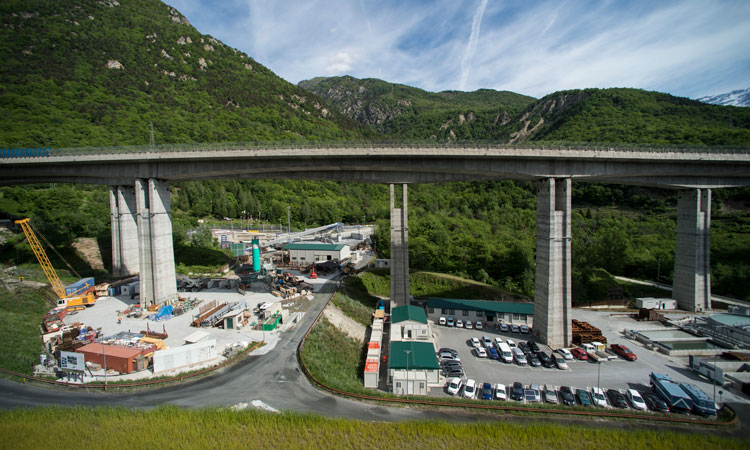 The new Lyon-Turin railway line: Eliminating the alpine bottleneck